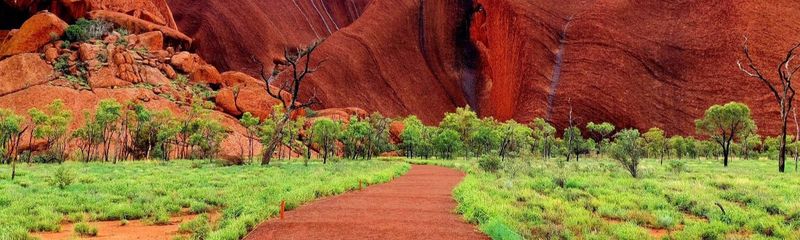 Kuniya walk & Muṯitjulu Waterhole | Uluṟu-Kata Tjuṯa National Park ...