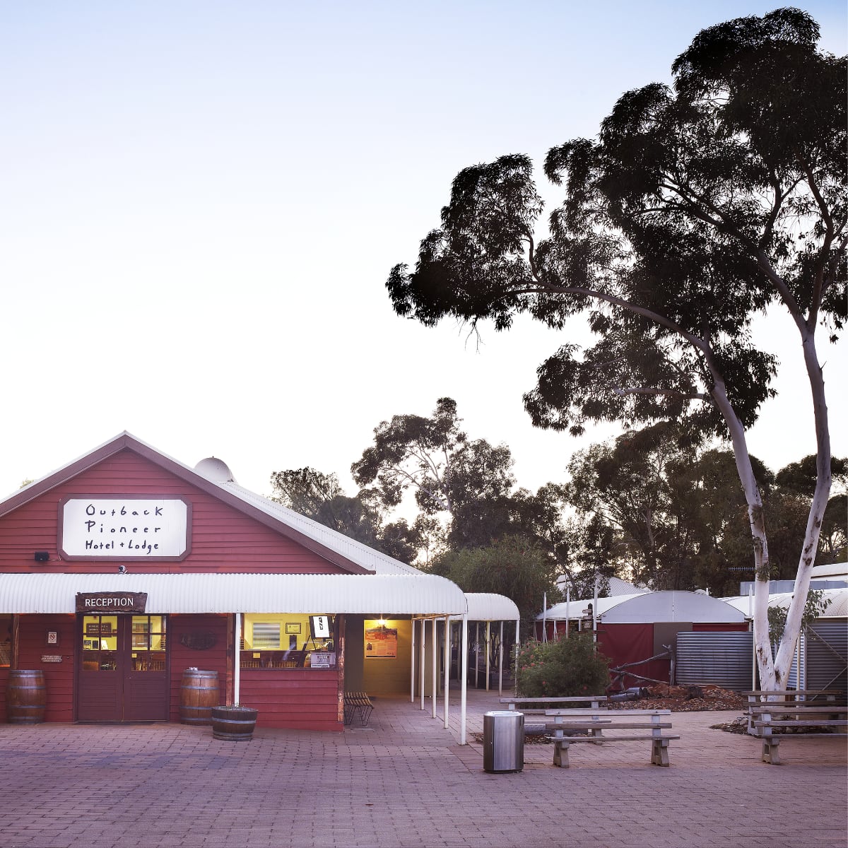 Outback Hotel | Uluṟu-Kata Tjuṯa National Park | Parks Australia