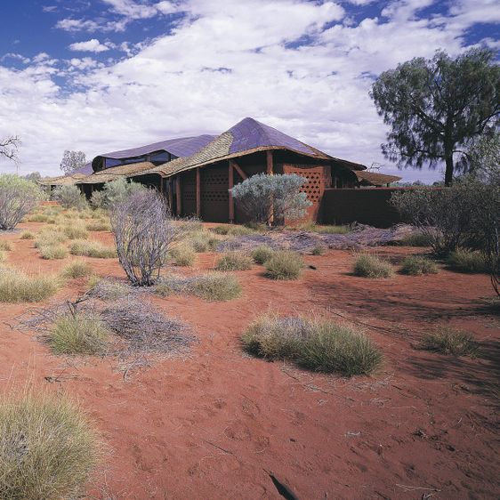 Cultural Centre | Uluṟu-Kata Tjuṯa National Park | Parks Australia